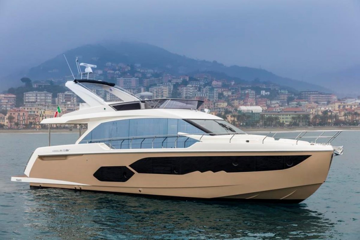 2018 Absolute 58 Fly | Boat Research | Yachthub