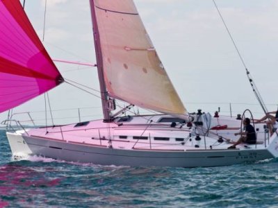 2015 Beneteau First 35 | Boat Research | Yachthub