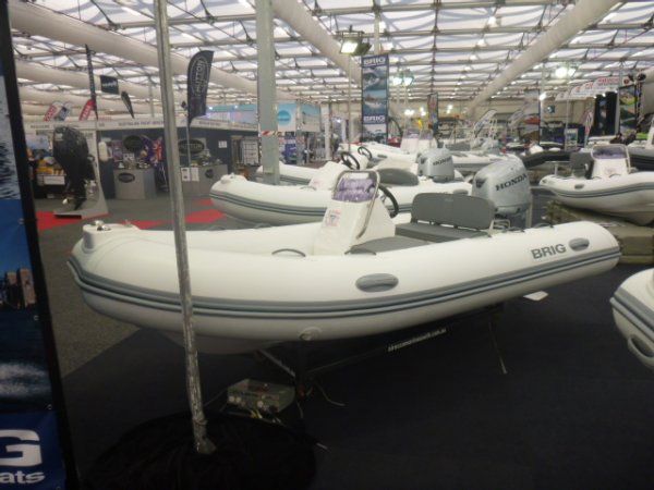 2018 Brig Falcon 380ht | Boat Research | Boats Online