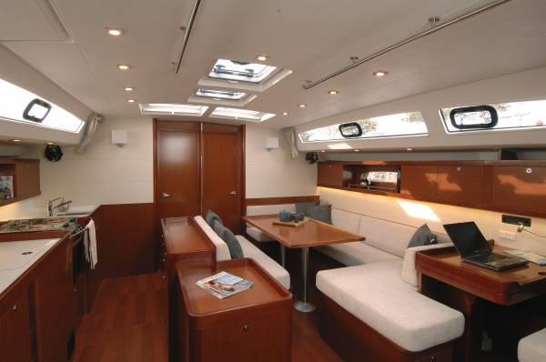 2015 Beneteau Oceanis 50 Family | Boat Research | Yachthub