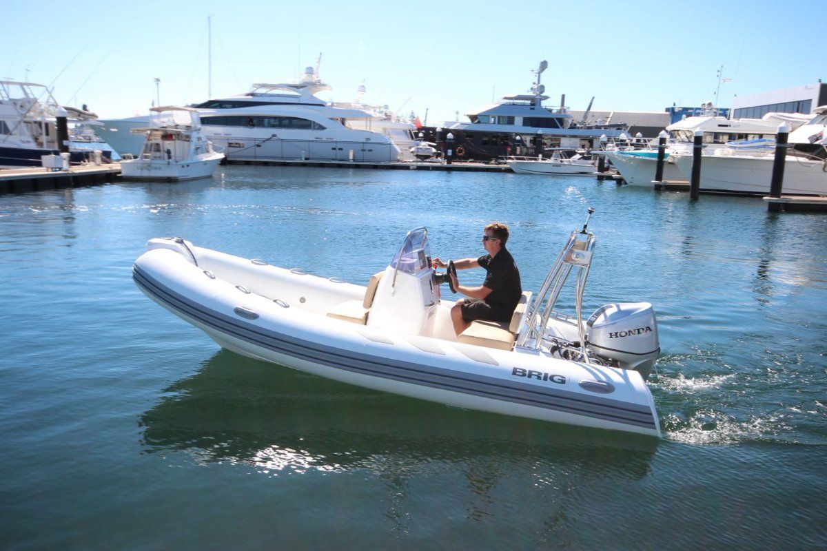 2018 Brig Navigator 485 | Boat Research | Boats Online