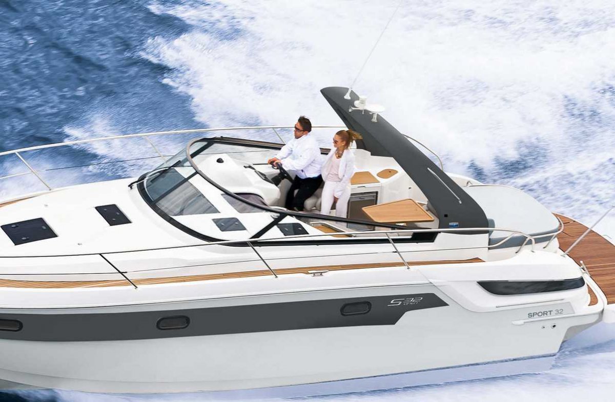 2019 Bavaria S32 Open | Boat Research | BoatsOnline