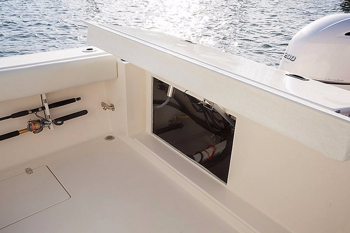 2019 Cobia 277 Centre Console | Boat Research | Boats Online