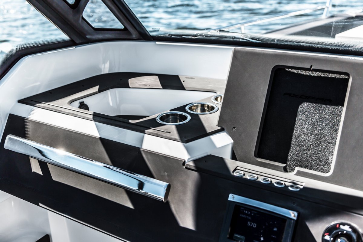 2019 Axopar 28 Open | Boat Research | BoatsOnline