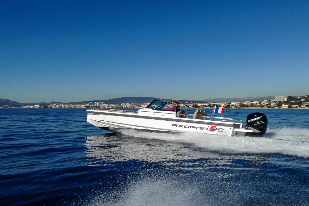 2019 Axopar 28 Open | Boat Research | BoatsOnline