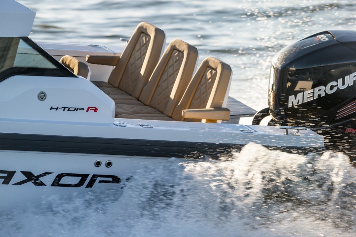2019 Axopar 24 Hard Top | Boat Research | Yachthub