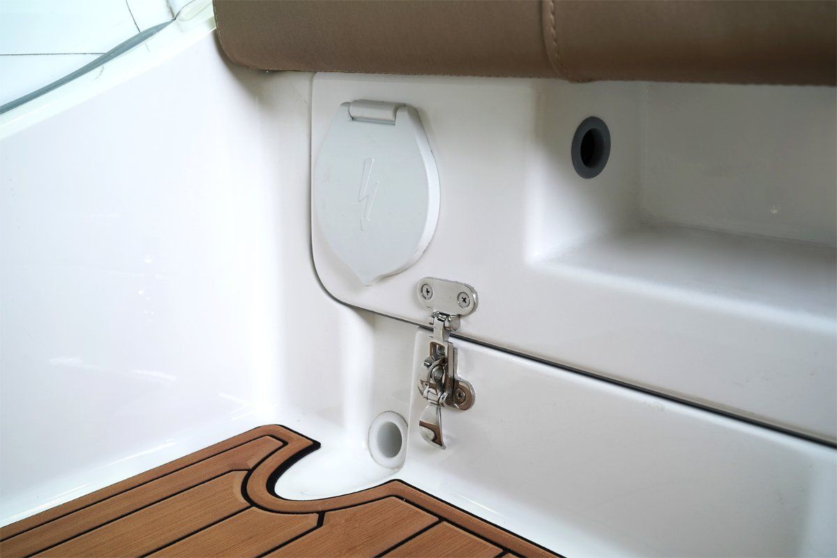 2019 Brig Eagle 380 | Boat Research | Boats Online