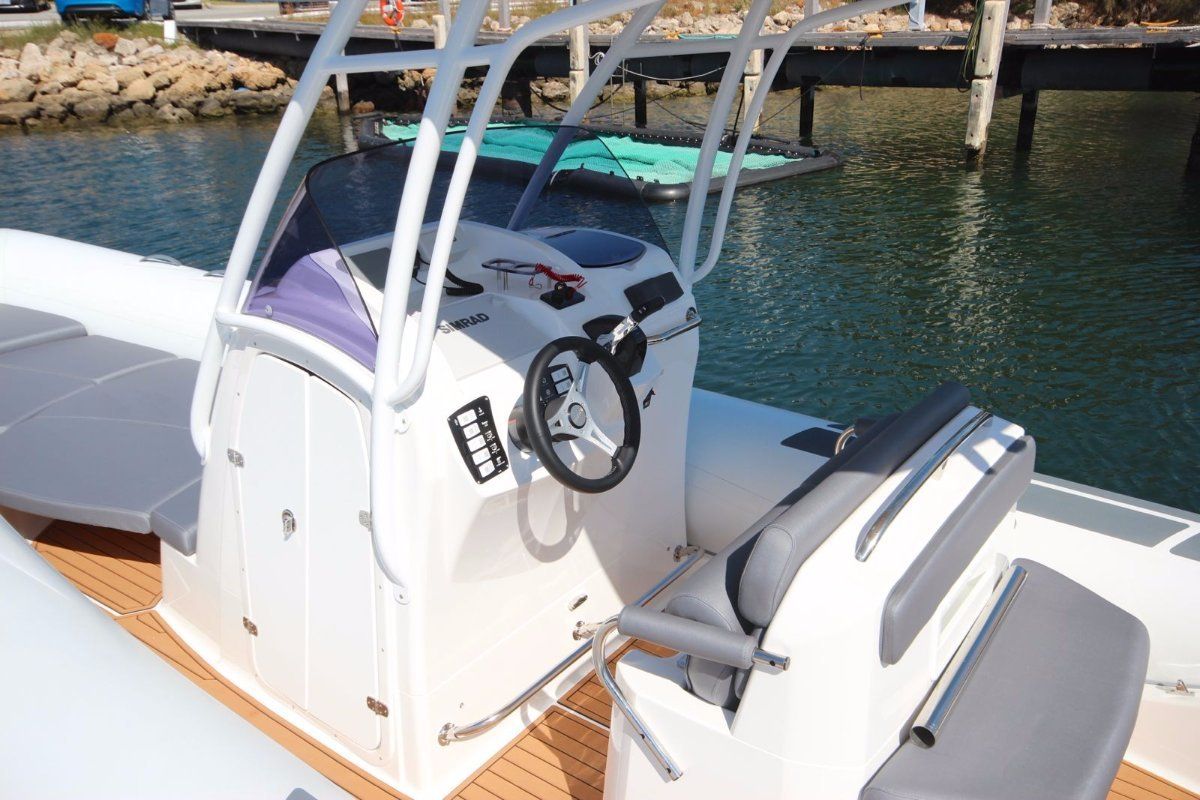 2019 Brig Eagle 780 | Boat Research | Yachthub