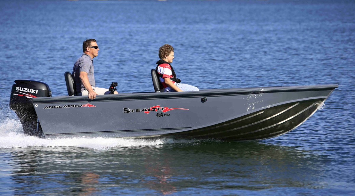 2019 Anglapro Stealth 454 Pro | Boat Research | Yachthub