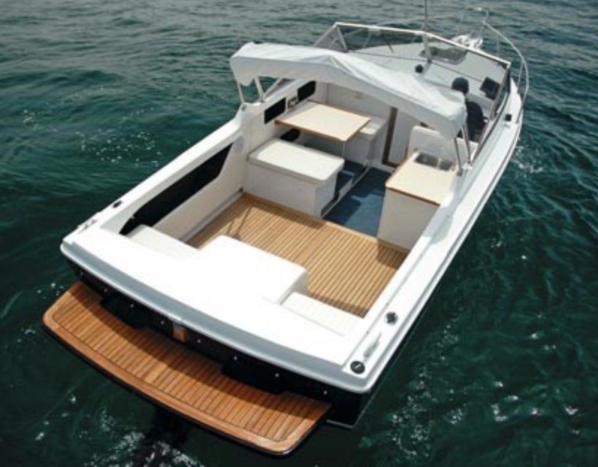 2019 Caribbean 24 Open Runabout | Boat Research | Boats Online