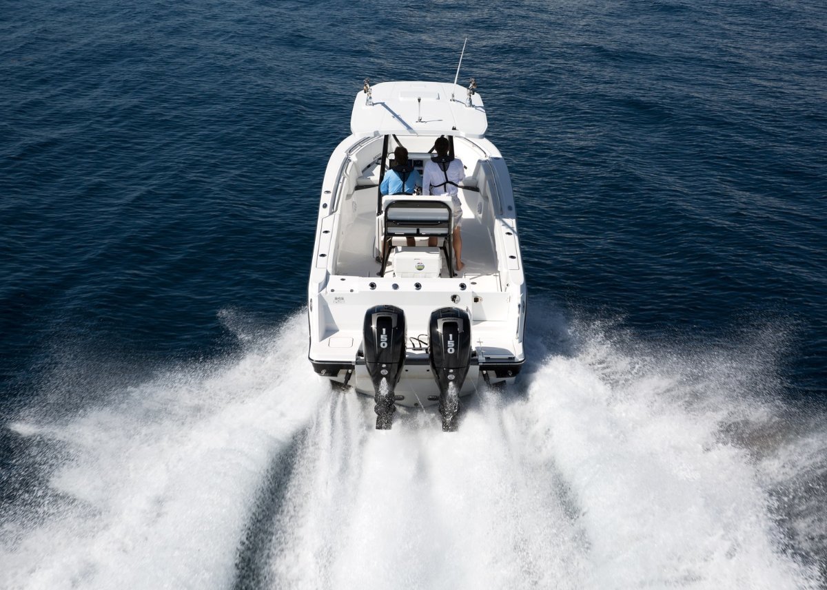 2019 Blackfin 242cc | Boat Research | BoatsOnline