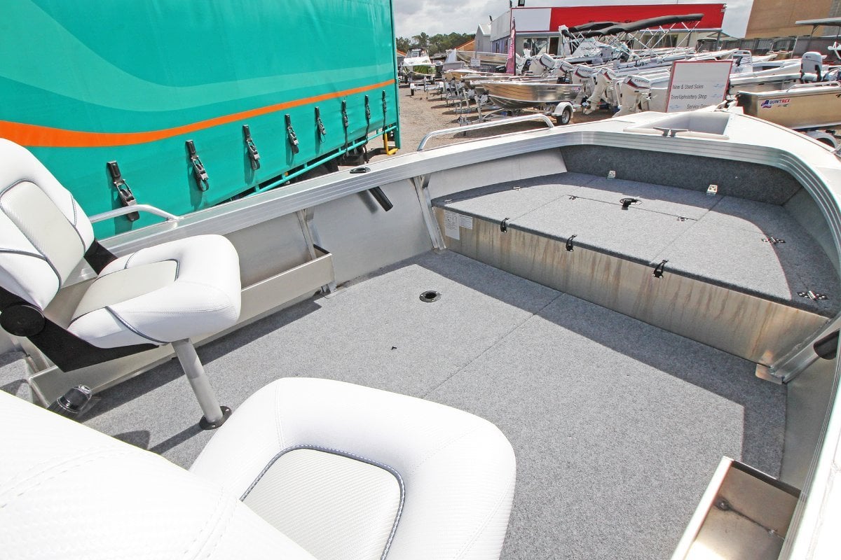 2019 Quintrex 420 Renegade | Boat Research | Yachthub