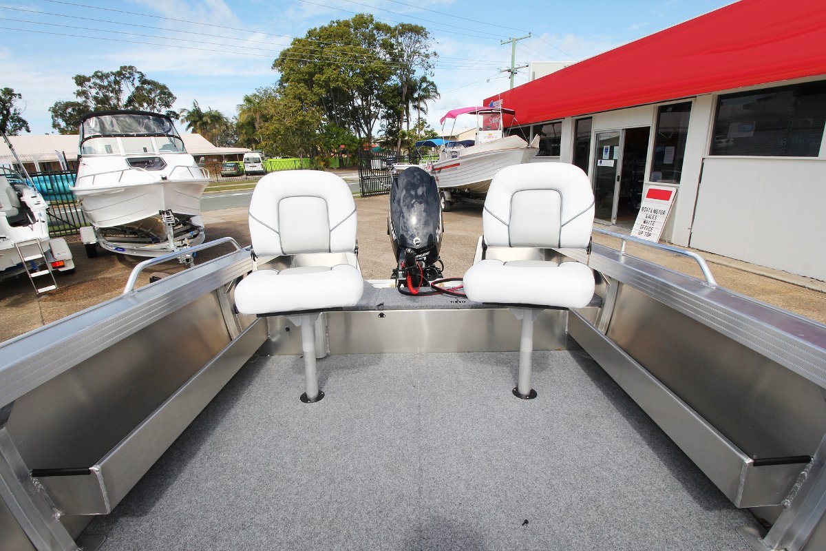 2019 Quintrex 420 Renegade | Boat Research | Yachthub