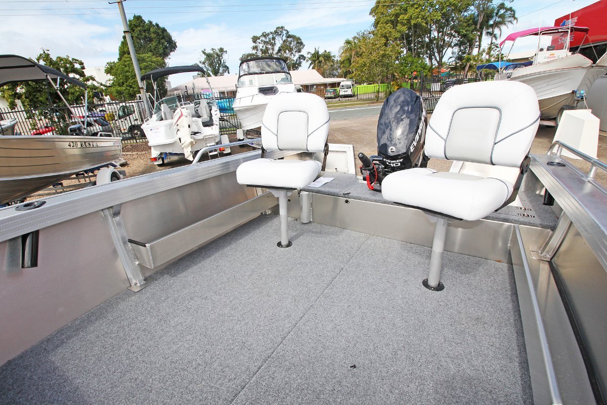 2019 Quintrex 420 Renegade | Boat Research | Yachthub