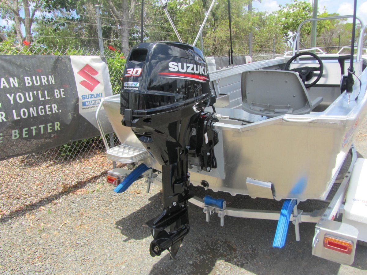 2018 Quintrex 420 Busta Side Console | Boat Research | Yachthub