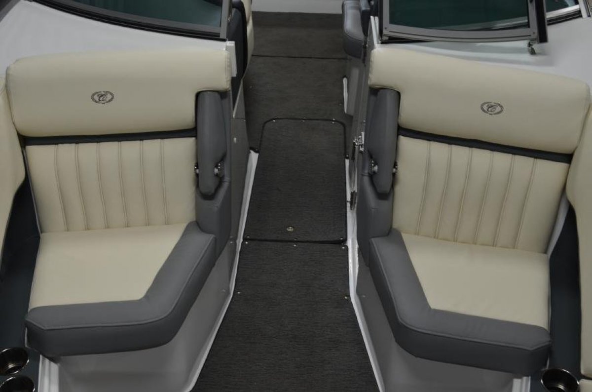 2019 Cobalt 23sc | Boat Research | Boats Online