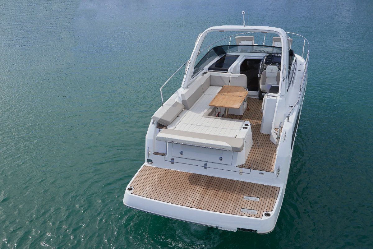 2020 Jeanneau Leader 30 | Boat Research | Boats Online