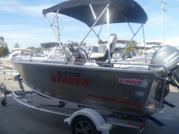 2015 Stacer 469 Outlaw Centre Console | Boat Research | Yachthub