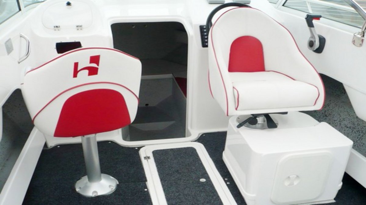 2019 Haines Hunter 650 R | Boat Research | Boats Online