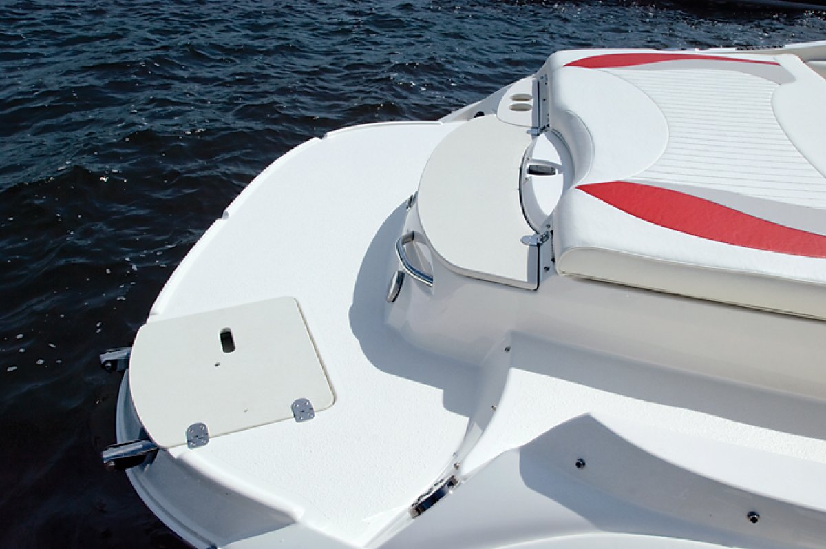 2015 Stingray 215lr | Boat Research | BoatsOnline