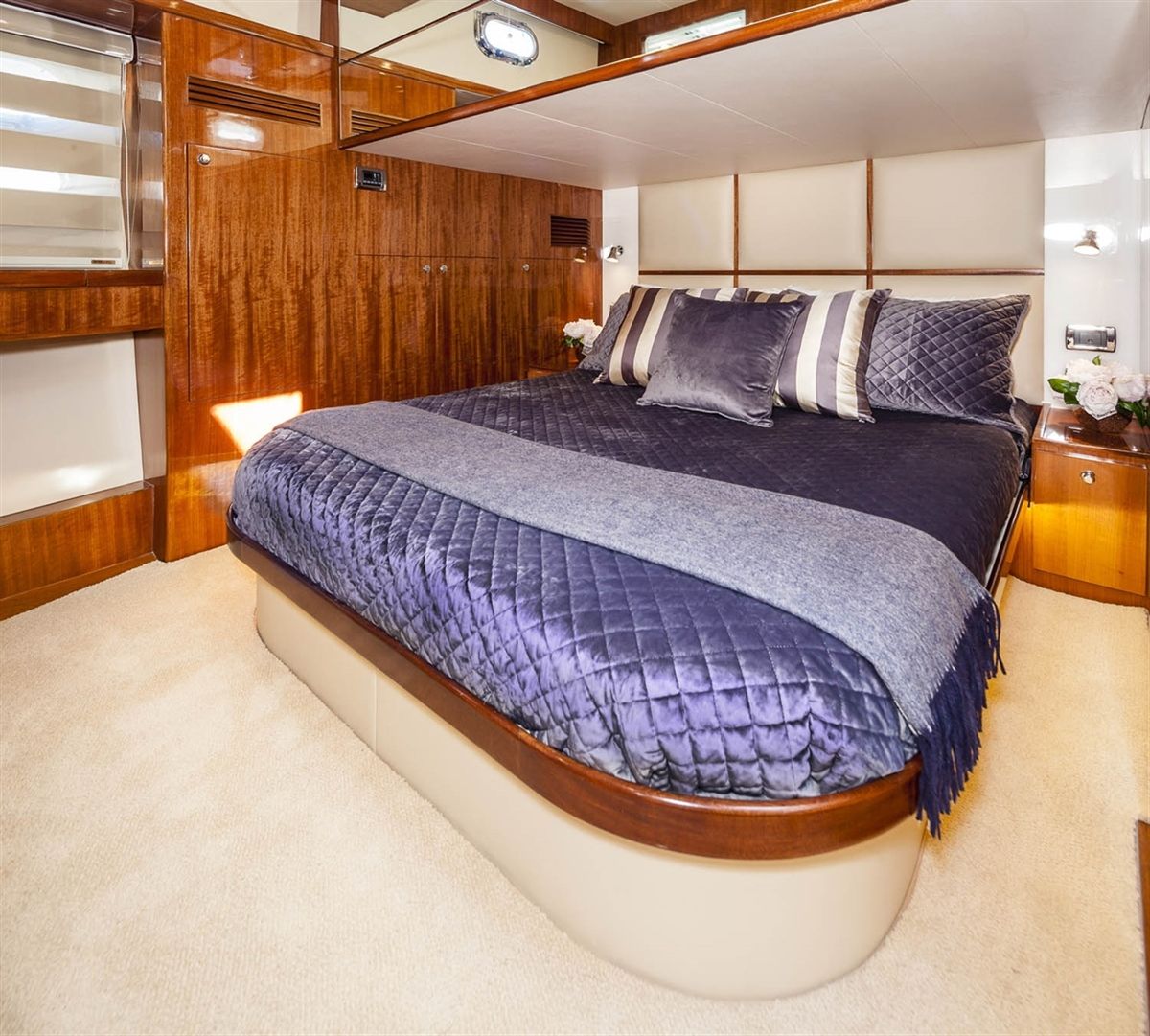 2020 Alaska 49 Sedan | Boat Research | Yachthub