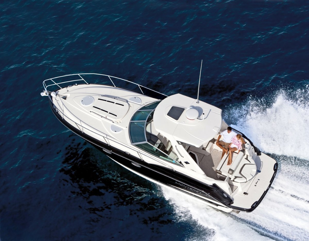 2019 Monterey 335 Sy | Boat Research | BoatsOnline