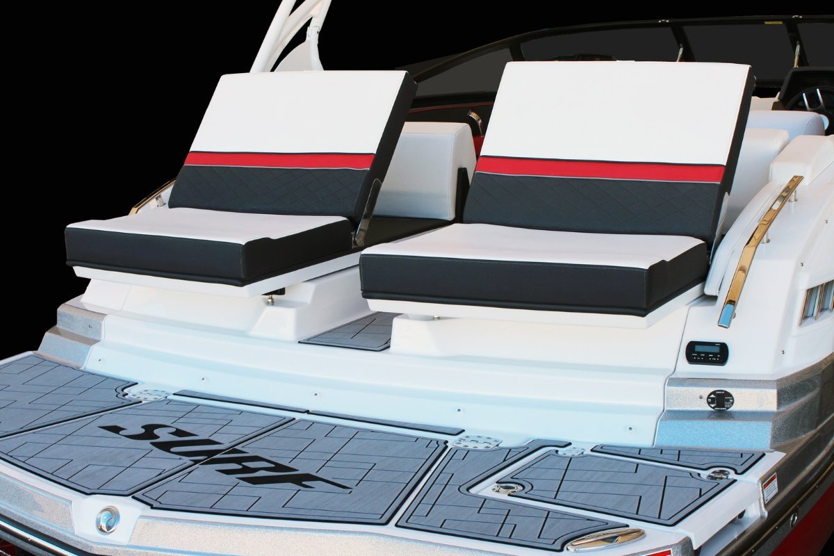 2019 Monterey Mx6 Surf | Boat Research | BoatsOnline