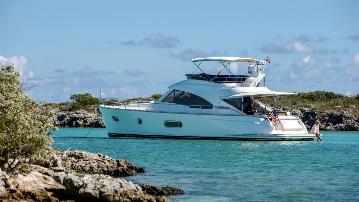 2019 Belize 54 Daybridge | Boat Research | Yachthub