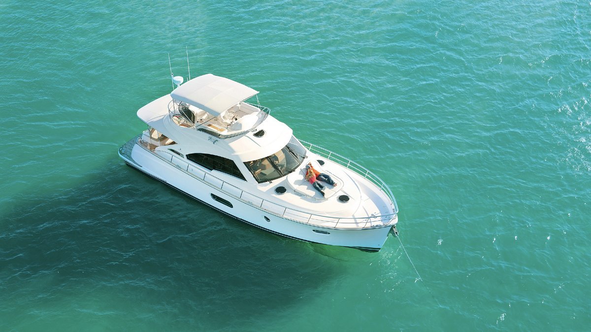 2019 Belize 54 Daybridge | Boat Research | Yachthub