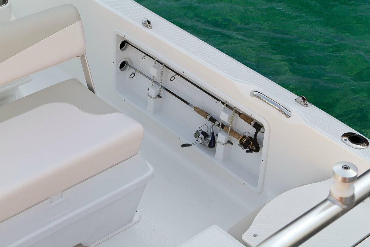 2019 Robalo R160 | Boat Research | Yachthub