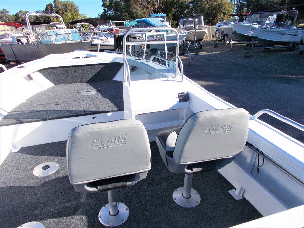 2019 Clark 520 Legend | Boat Research | Yachthub