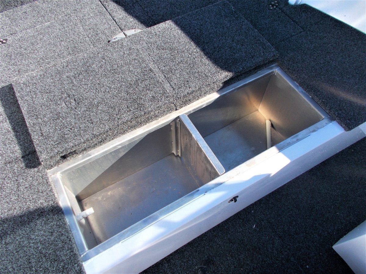 2019 Clark 520 Legend | Boat Research | Yachthub