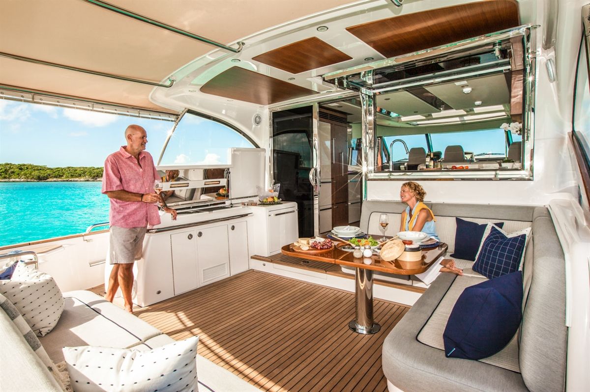 2020 Belize 66 Daybridge | Boat Research | Yachthub