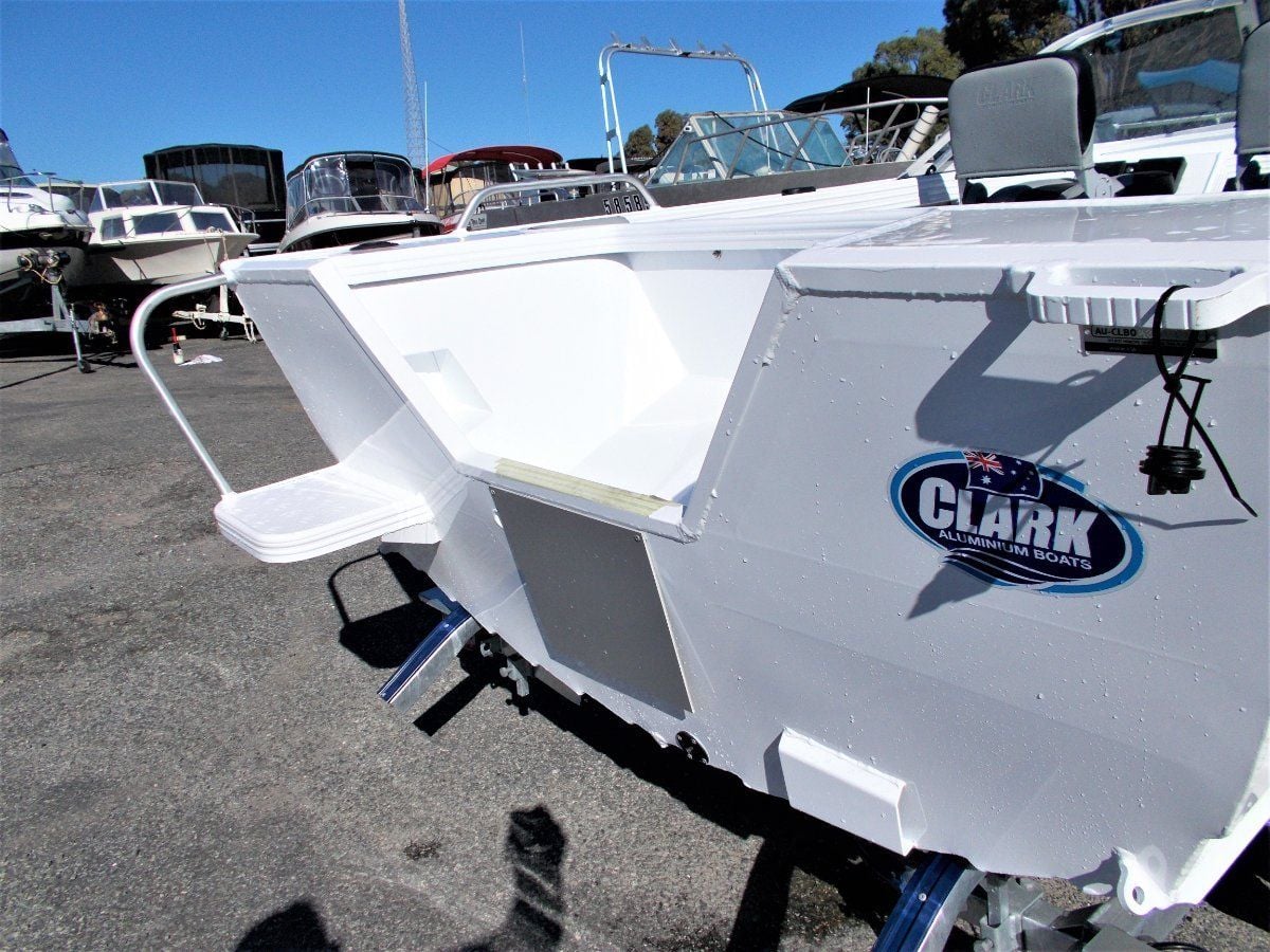 2019 Clark 435 Navigator | Boat Research | Yachthub