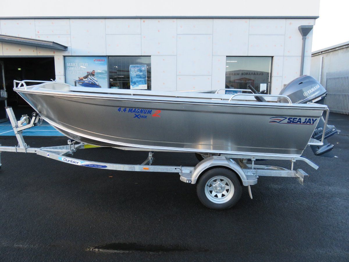 2019 Sea Jay 4.40 Magnum 2 X Pack | Boat Research | BoatsOnline