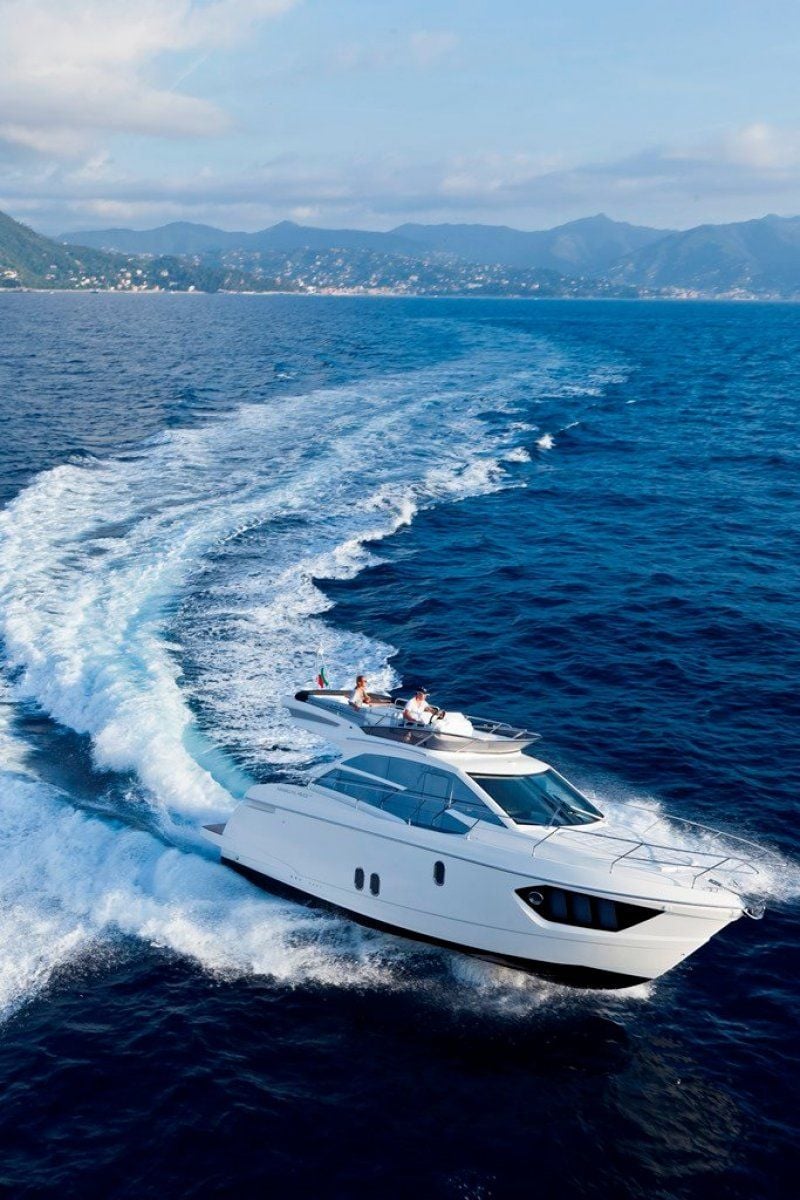 2020 Absolute 40 Fly | Boat Research | Boats Online