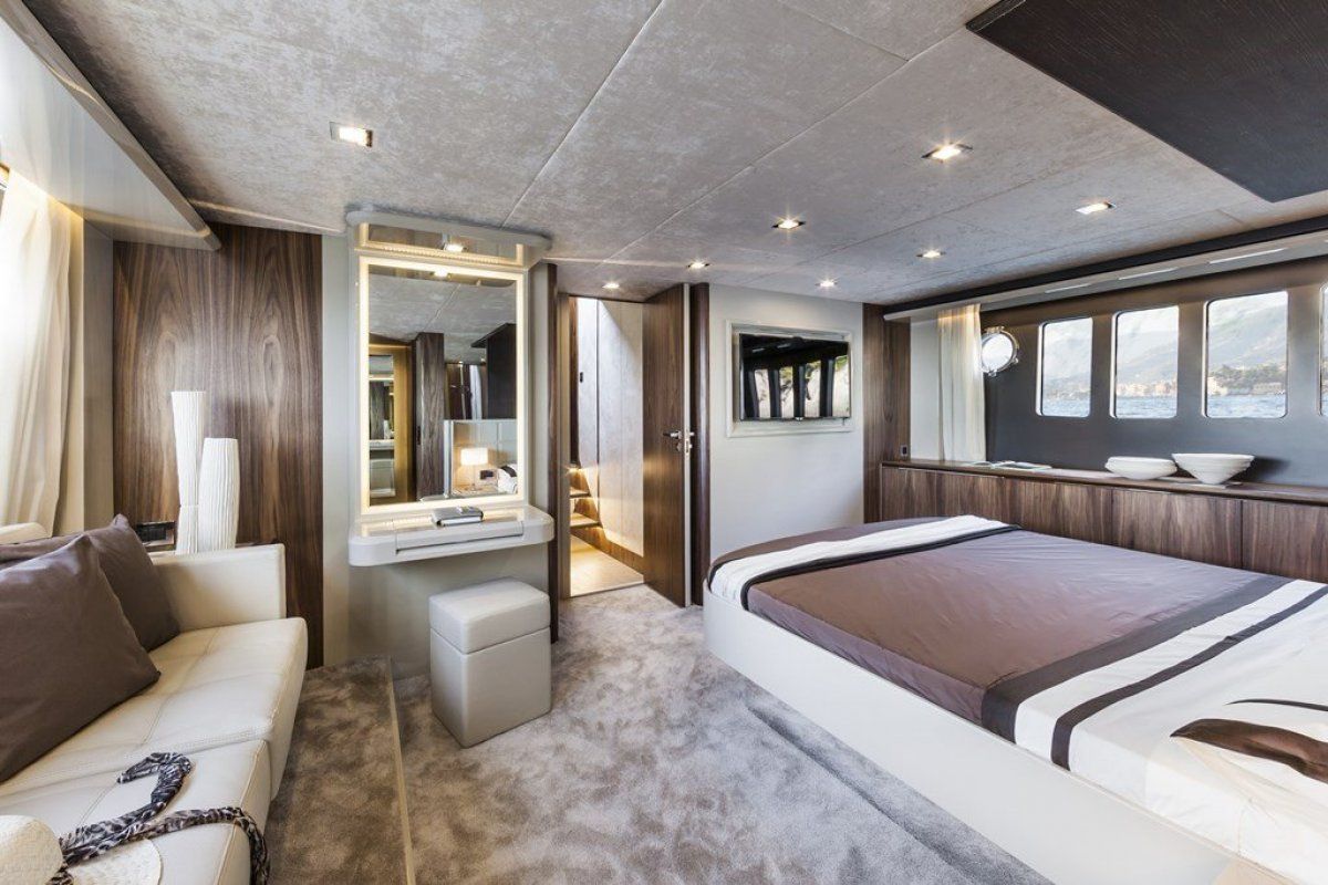 2020 Absolute 64 Fly | Boat Research | Yachthub