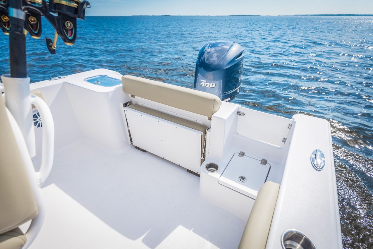 2019 Sportsman Open 242 Centre Console | Boat Research | Boats Online