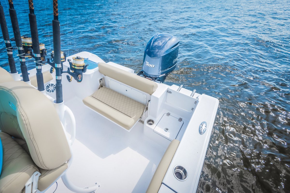 2019 Sportsman Open 242 Centre Console | Boat Research | Boats Online