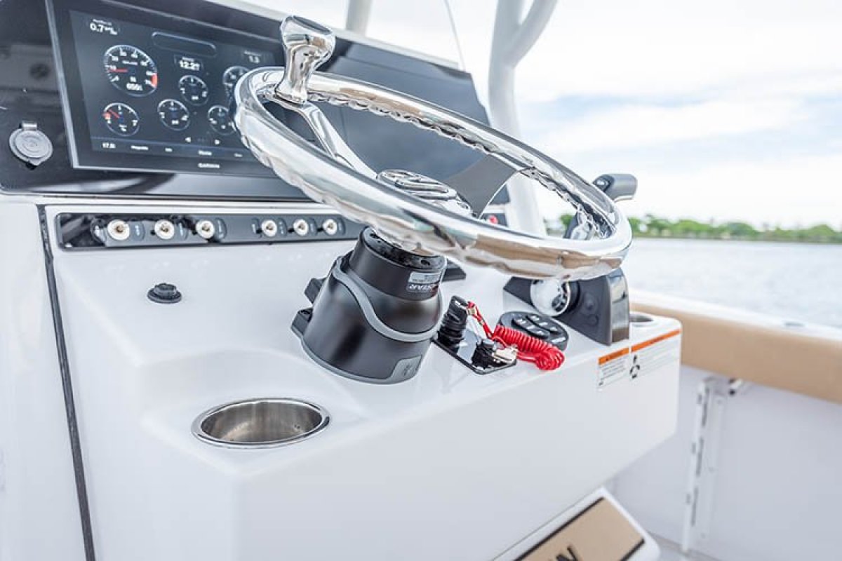 2019 Sportsman Open 242 Centre Console | Boat Research | Boats Online
