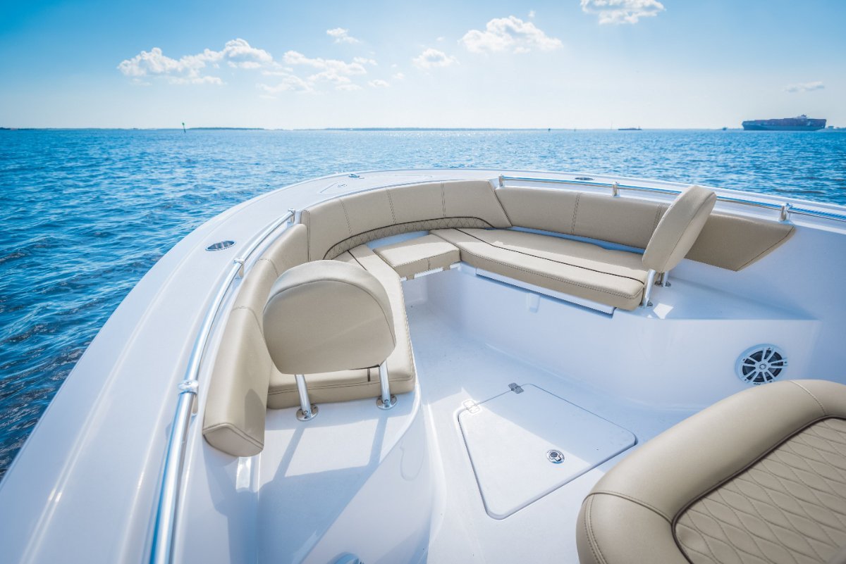 2019 Sportsman Open 242 Centre Console | Boat Research | Boats Online
