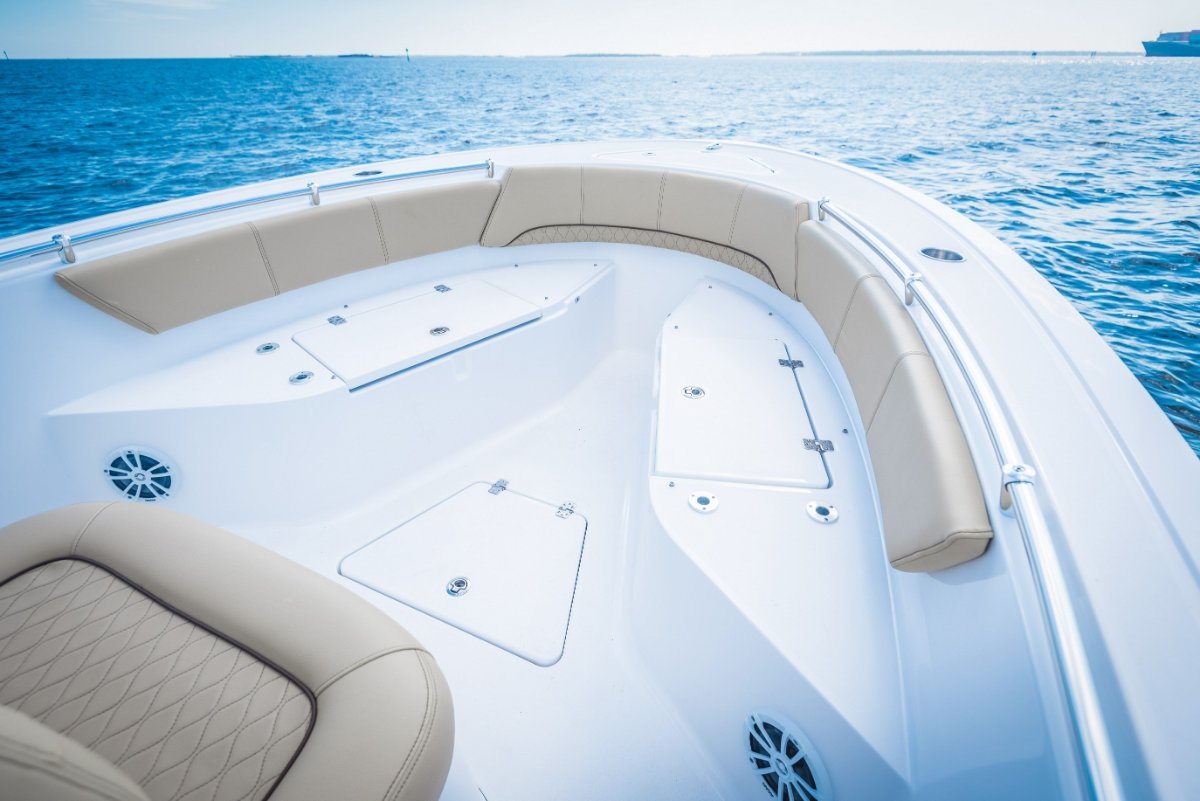 2019 Sportsman Open 242 Centre Console | Boat Research | Yachthub