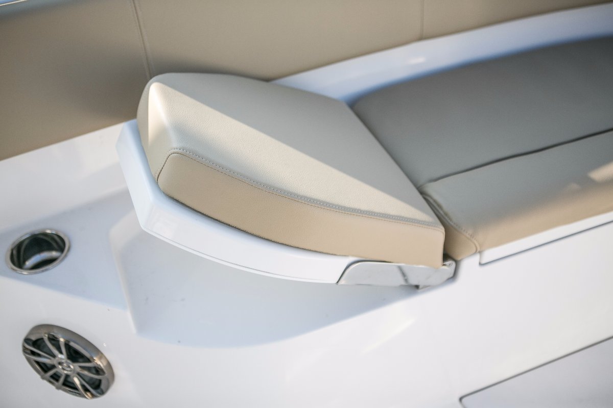 2019 Sportsman Open 312 Centre Console | Boat Research | Yachthub