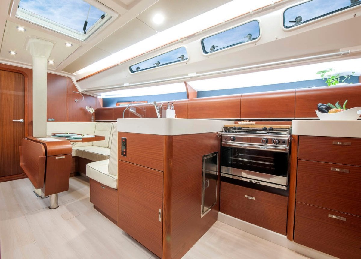 2020 Dehler 42 | Boat Research | Boats Online