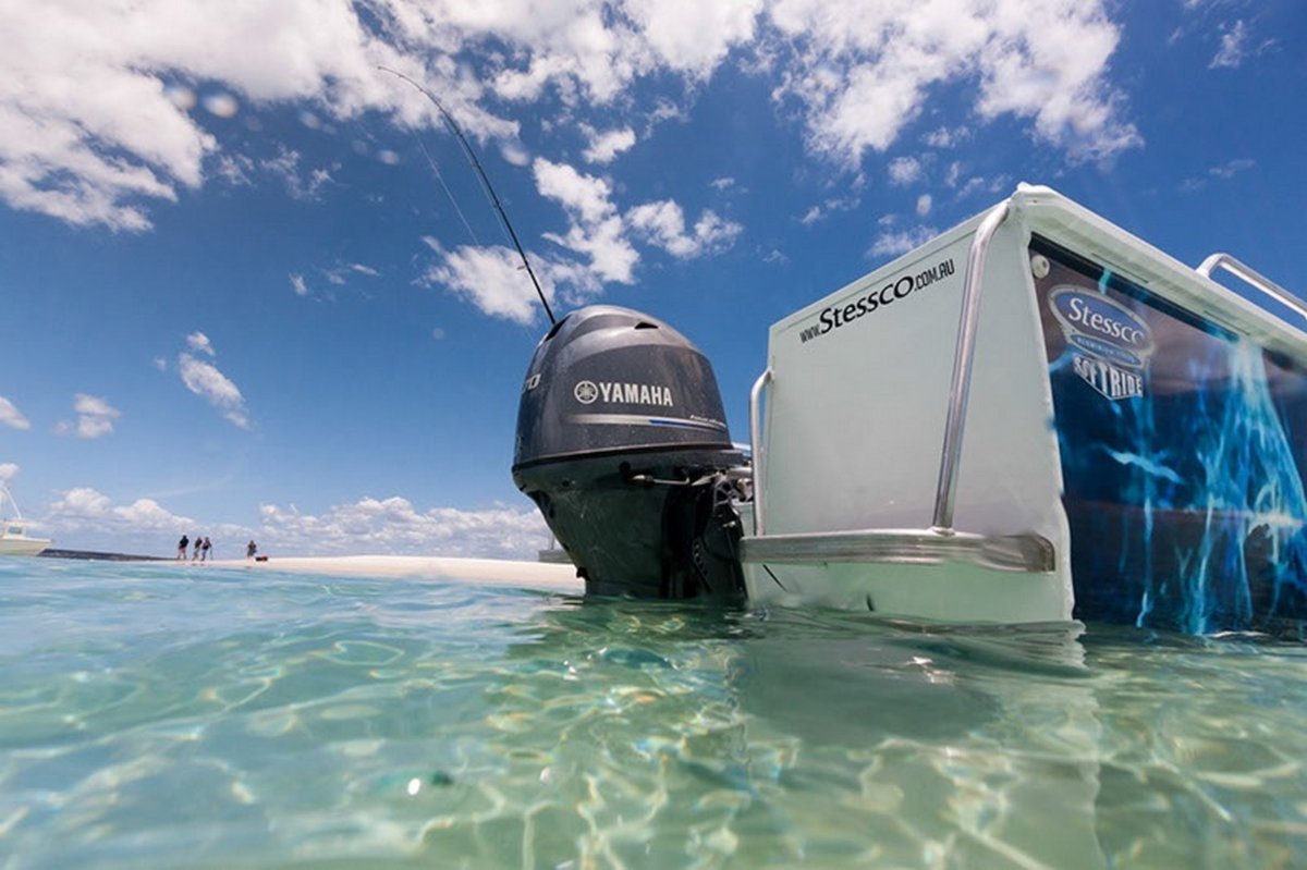 2019 Stessco Renegade 460 | Boat Research | BoatsOnline