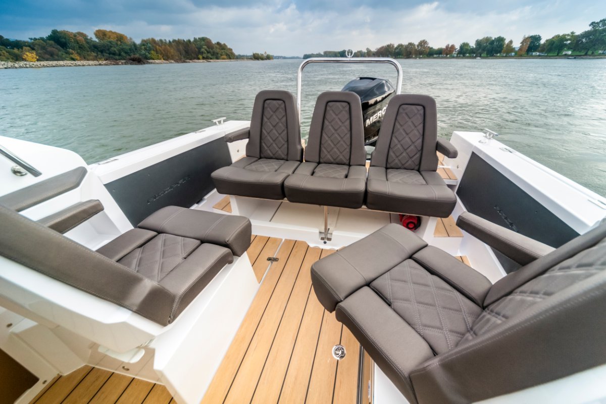 2020 Axopar 24 Hard Top | Boat Research | Yachthub