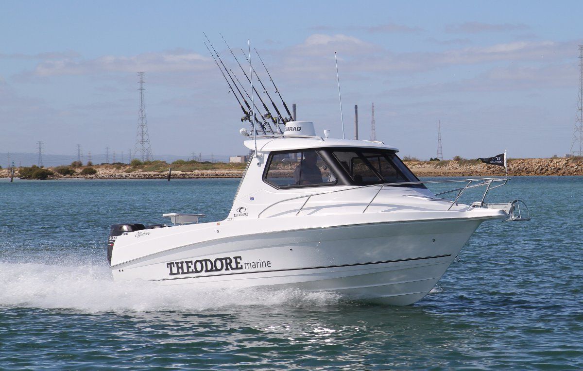 2019 Theodore 720 Offshore | Boat Research | Yachthub