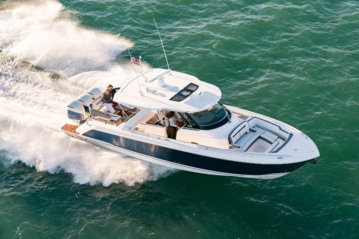 2019 Tiara Sport 38 Ls | Boat Research | Yachthub