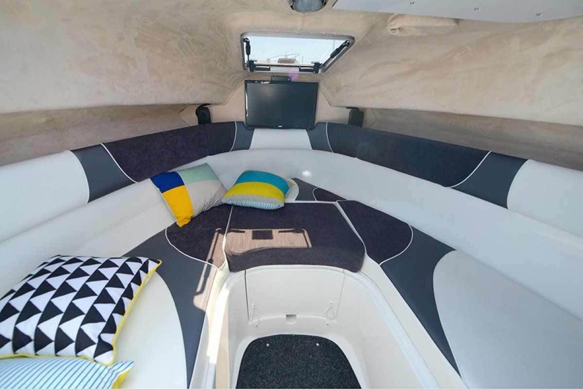 2019 Whittley Sl 25 Ht | Boat Research | BoatsOnline
