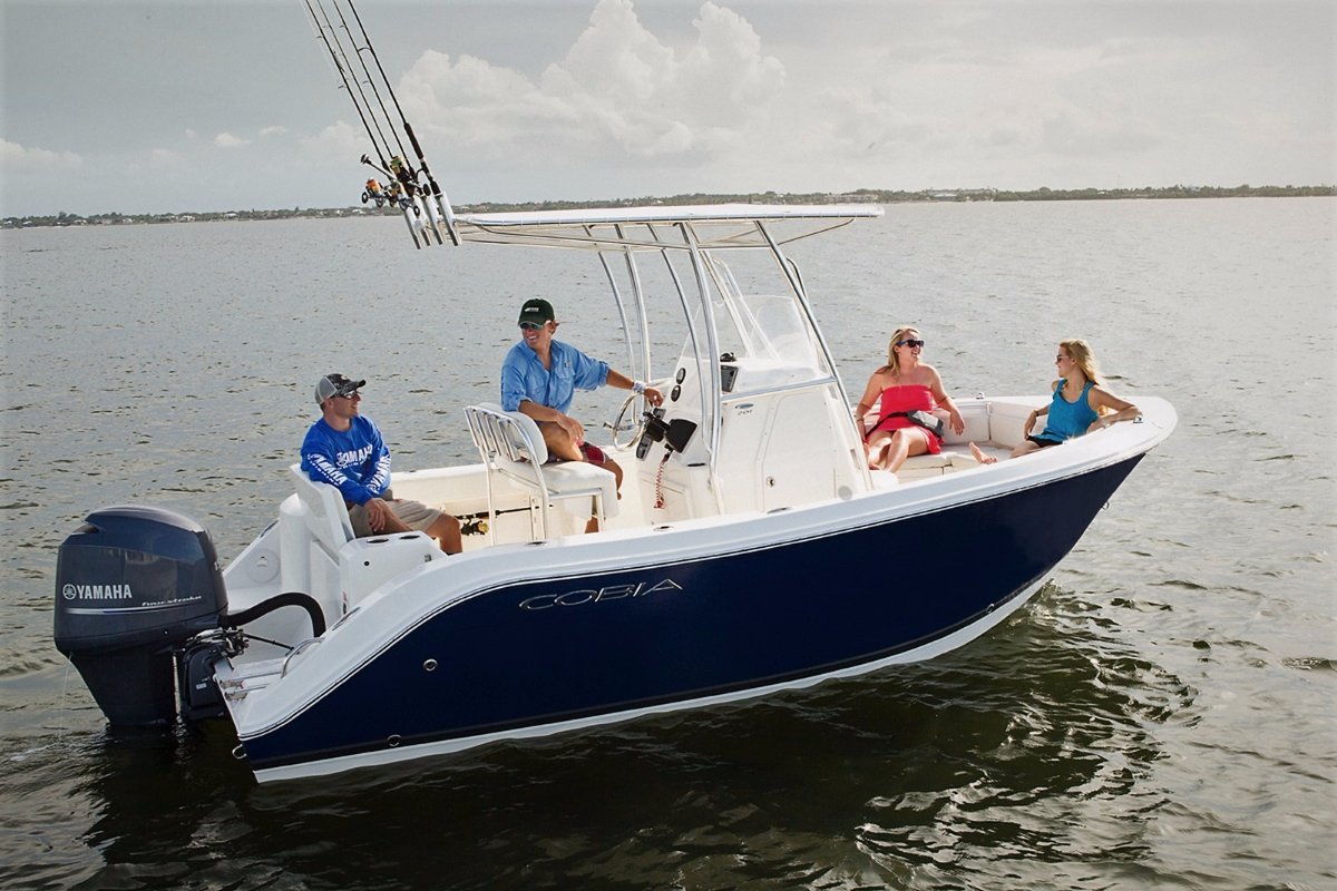 2020 Cobia 201 Centre Console | Boat Research | Yachthub